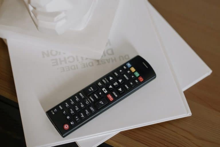 How To Open Samsung Remote In 7 Steps [Complete Guide]